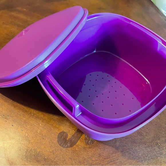 Tupperware | Kitchen | Tupperware Multi Server Container | Poshmark